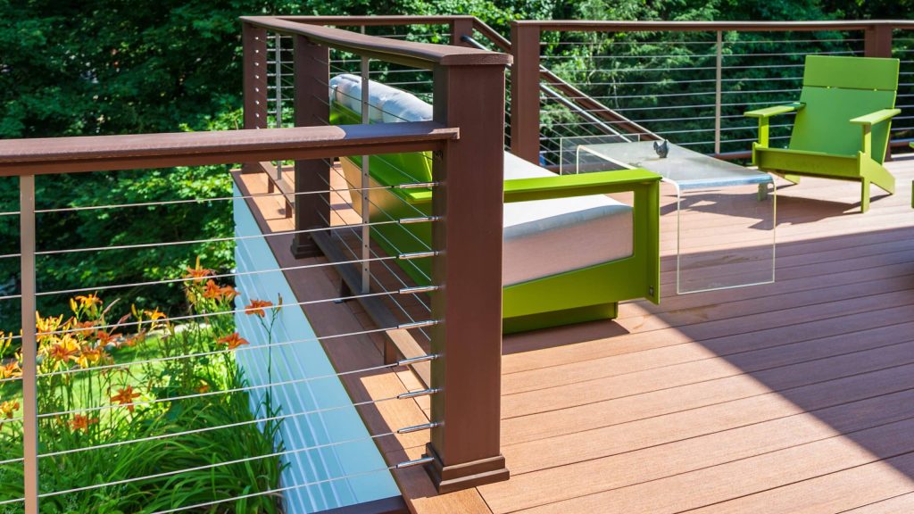 Custom Deck Railing Designs: Personalize Your Outdoor Space with Unique ...
